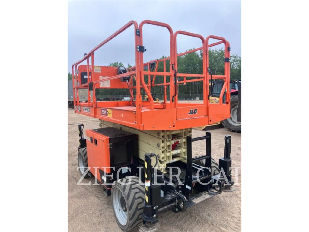 JLG RT3369 - levantamiento - tijera - Construcción - CATERPILLAR WORLDWIDE