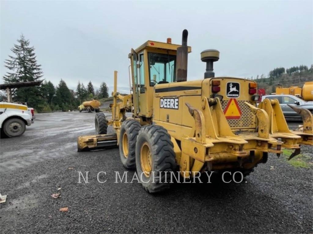 1994 John Deere 770BH For Sale - 45,000 USD | Cat Used