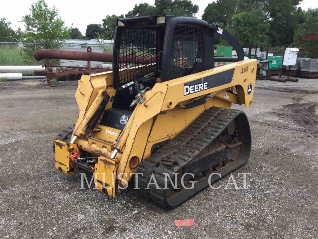 John Deere CT332 - Skid Steer Loaders - Construction - CATERPILLAR ...