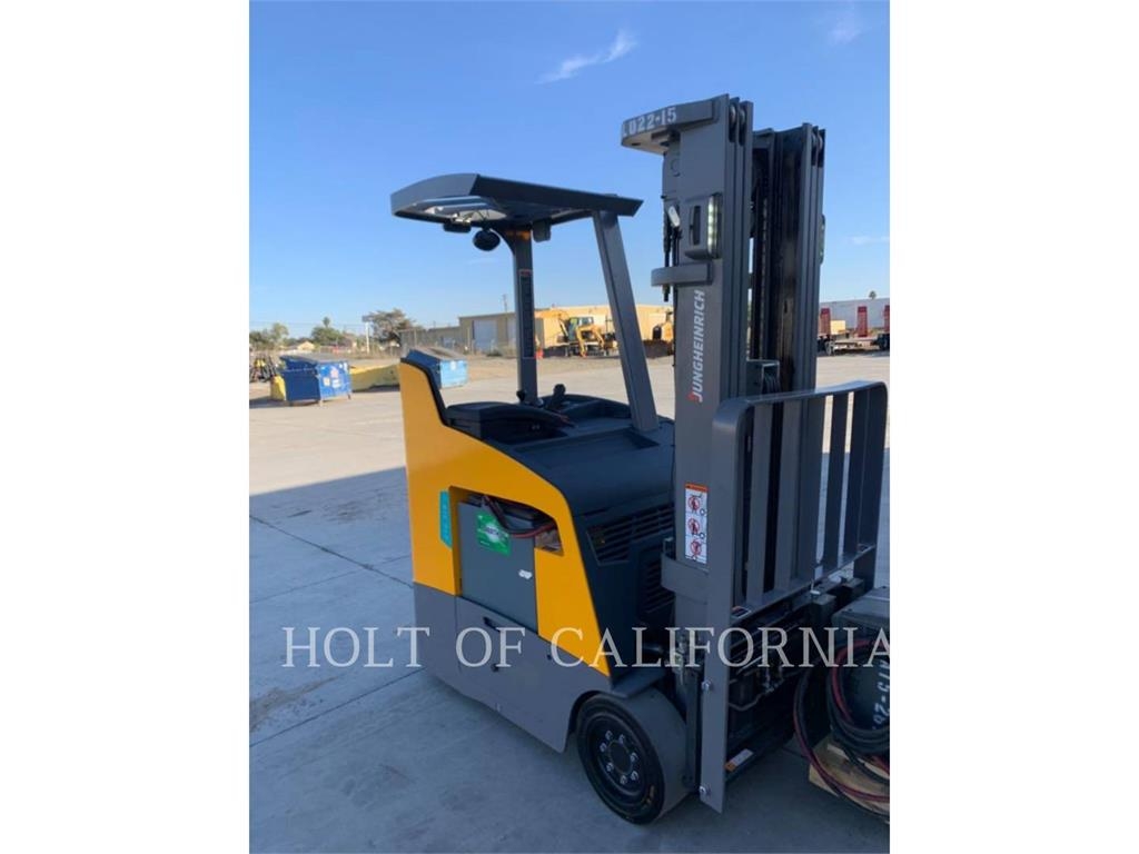 Jungheinrich ETG318 - 电动叉车 - 物流运输 - CATERPILLAR WORLDWIDE