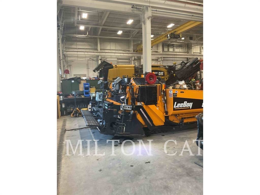 LeeBoy 8500E - Asfaltadoras - Construcción - CATERPILLAR WORLDWIDE