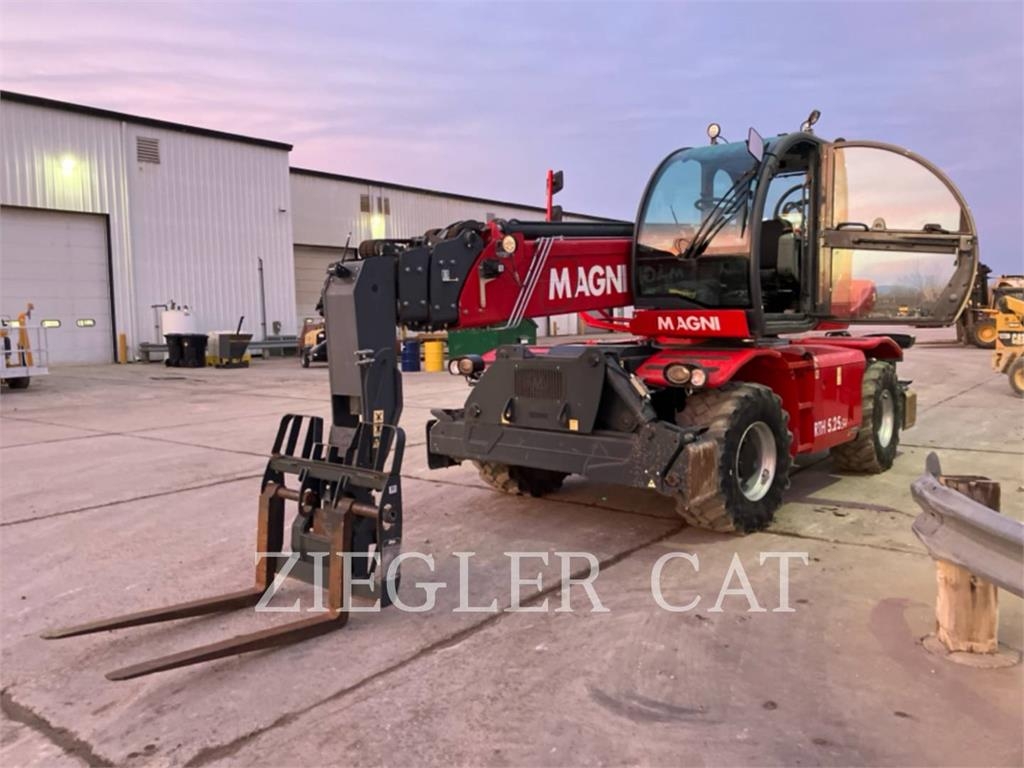 Magni RTH 5.25 - 伸缩臂叉装车|叉装车 - 建筑设备 - CATERPILLAR WORLDWIDE