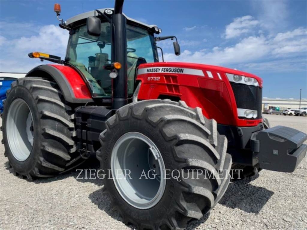 Massey Ferguson 8732 - tractors - Agriculture - CATERPILLAR WORLDWIDE