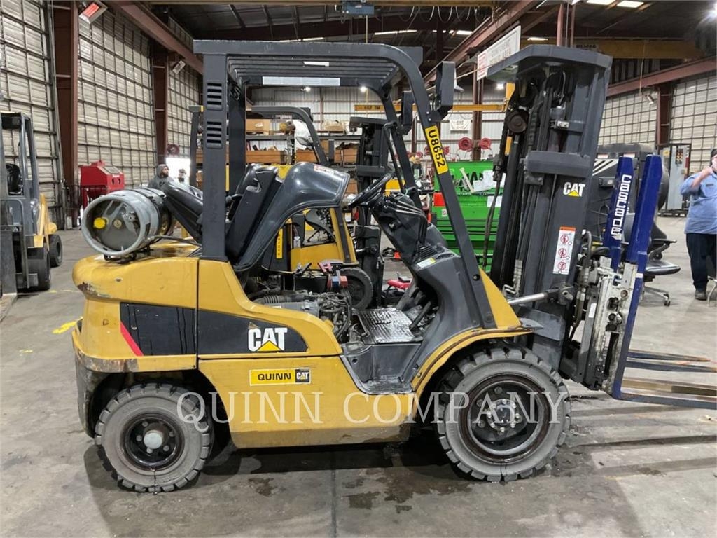MCFA GP30N5-LE - forklifts - Material Handling - CATERPILLAR WORLDWIDE