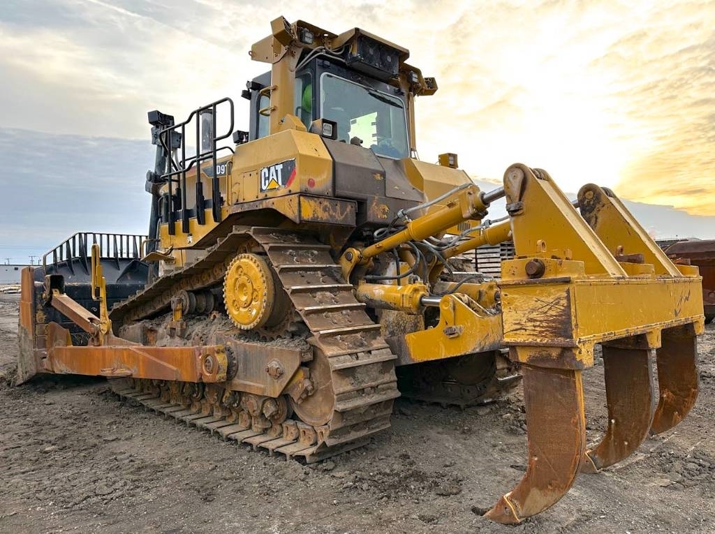CAT D 9 T