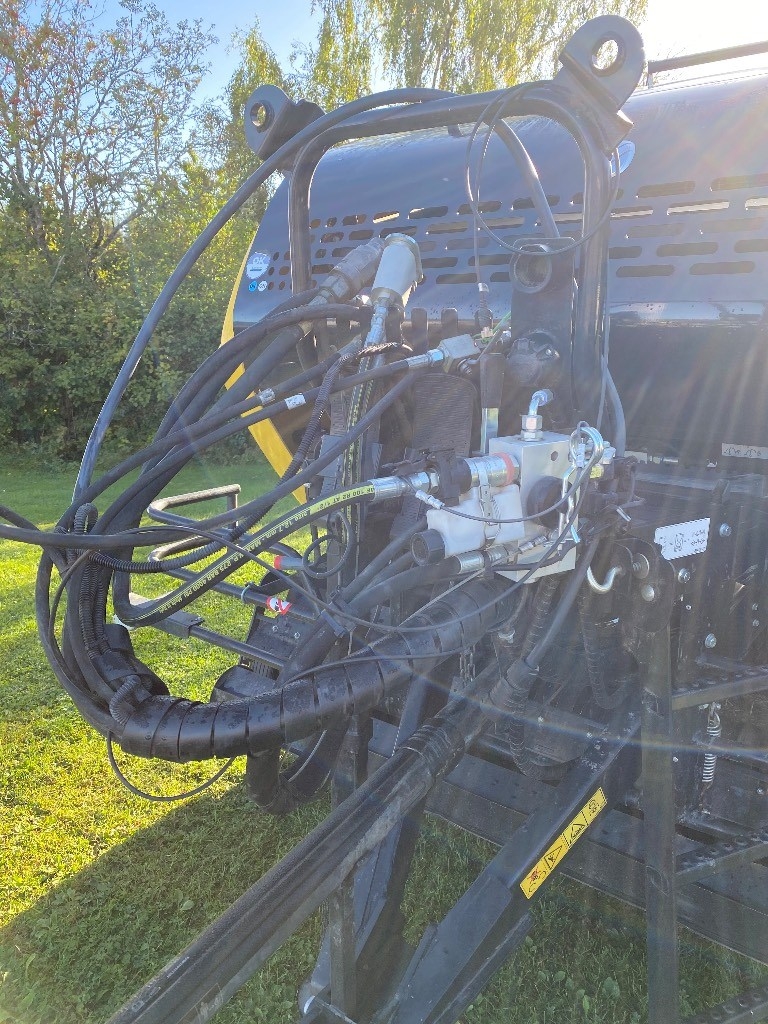 New Holland RB125 Combipress - Rundbalspressar - Lantbruk - Traktor Nord