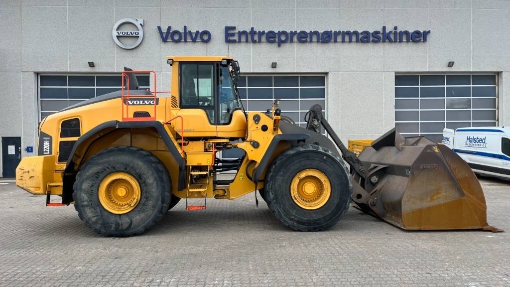 Volvo L220H - Wheel Loaders - Construction Equipment - Volvo CE EMEA ...
