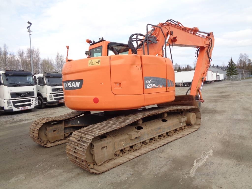 Doosan 235 LCR Telakaivukoneet Maarakennus Raskas Kalusto Auto