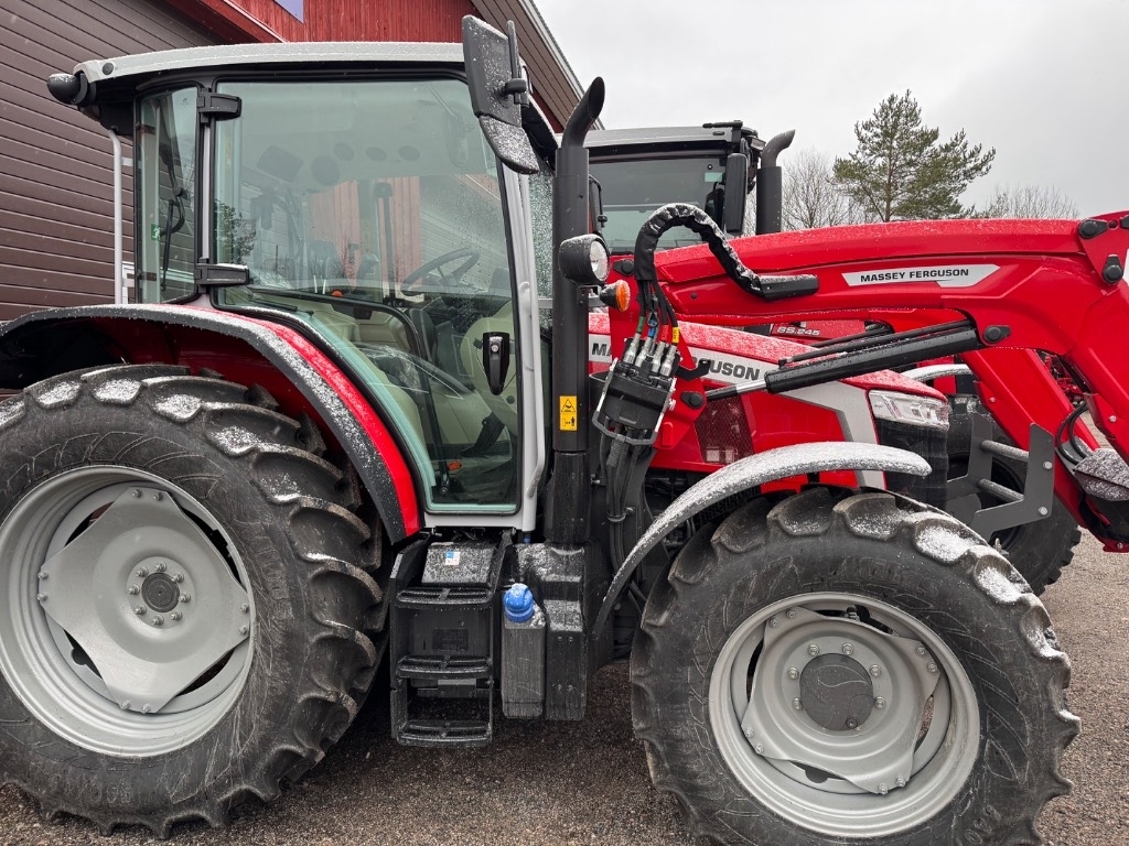 Massey Ferguson 5M.115 Dyna-4 - Traktorit - Maatalous - Turun Konekeskus