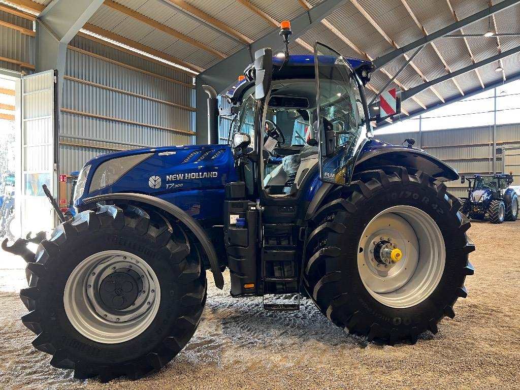 New Holland T7.300 LWB PLM Intelligence - Traktorer - Lantbruk ...