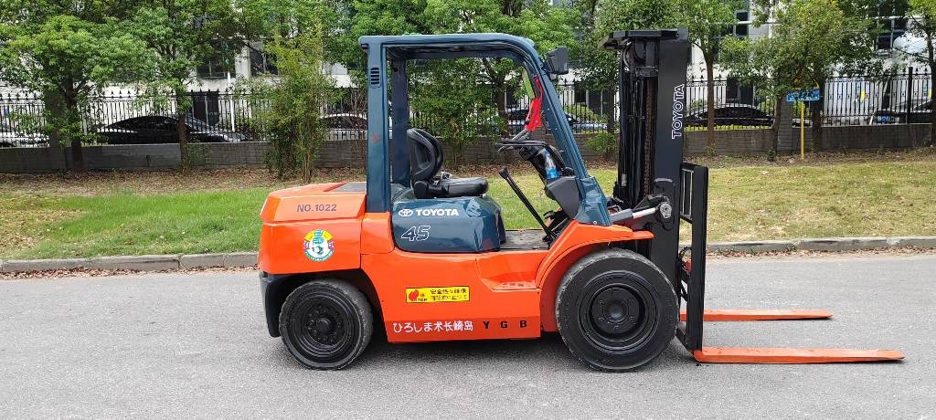 2023 Toyota FD 50 Used Tracked Excavator for sale | P&E