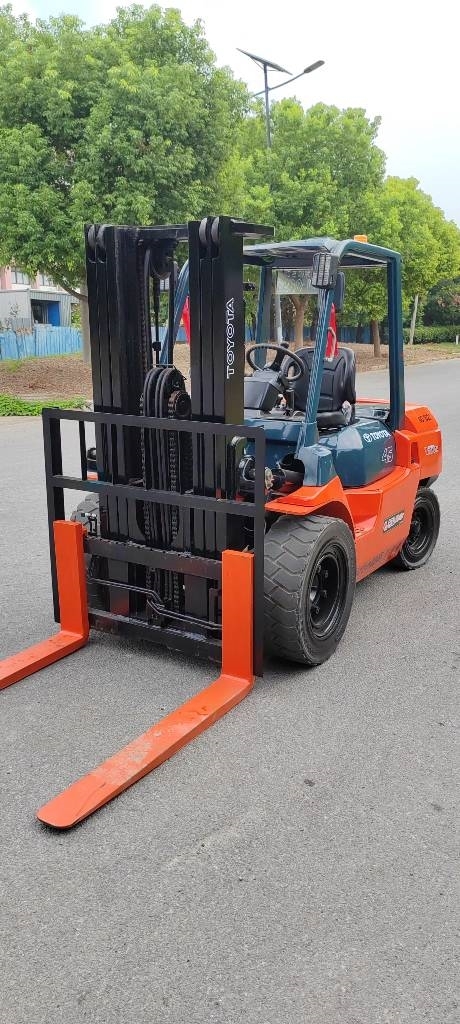 2023 Toyota FD 50 Used Tracked Excavator for sale | P&E