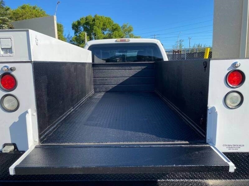 Ford F250 SD SUPERCAB 4X4 *UTILITY TRUCK*