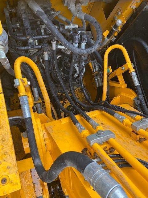 JCB JS190N LC