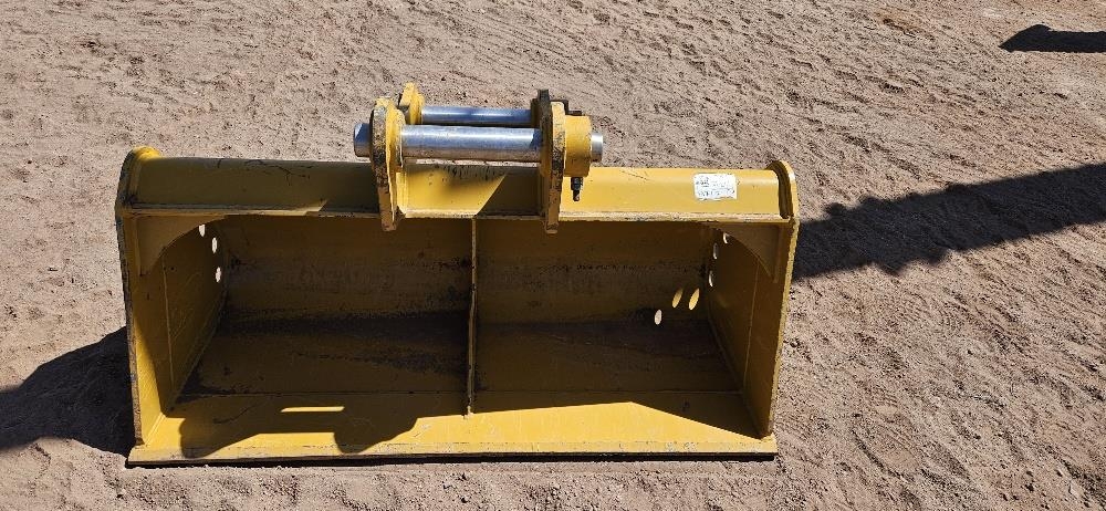 [Other] 60 Inch Excavator Bucket