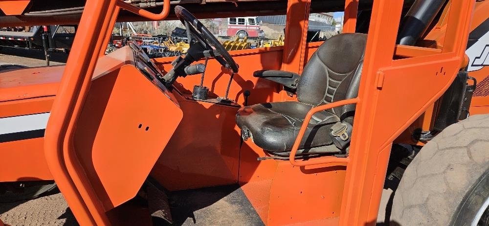 [Other] Sky Track 8042 Telehandler