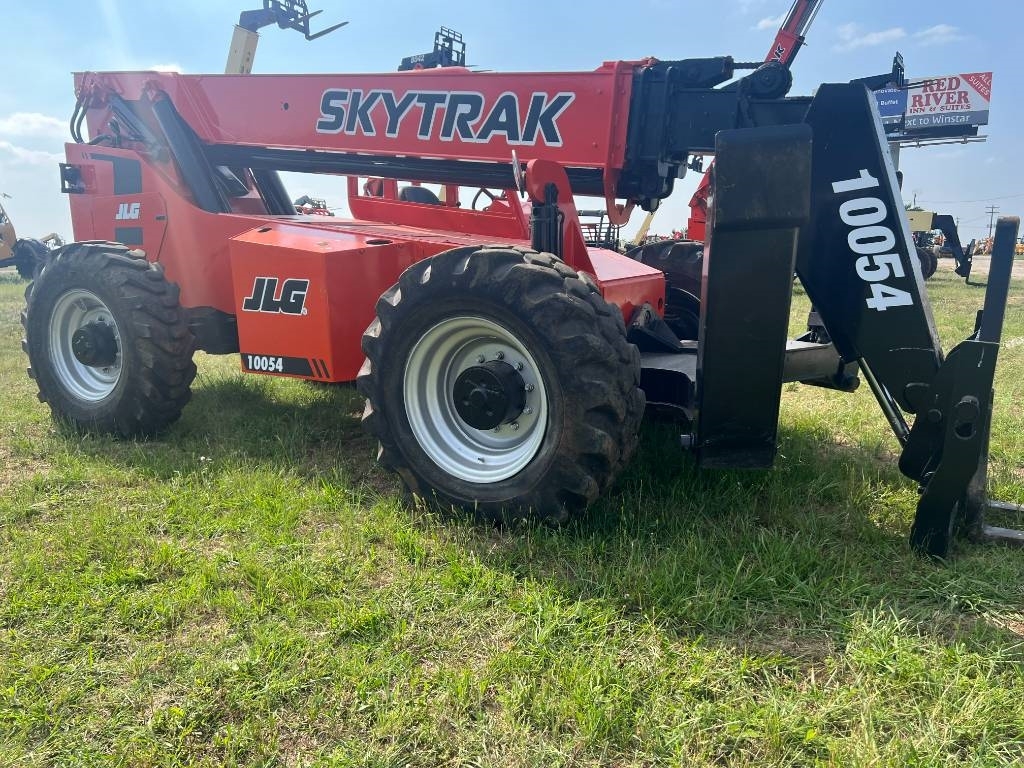 SkyTrak 10054