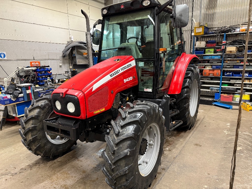 Massey Ferguson 5435 Dyna 4, 2.500tim - Traktorer - Lantbruk - Traktor Nord