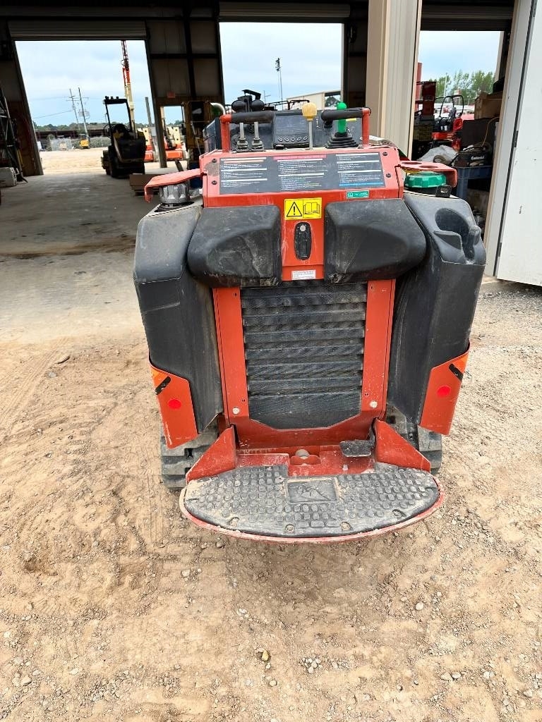 Ditch Witch sk 1050