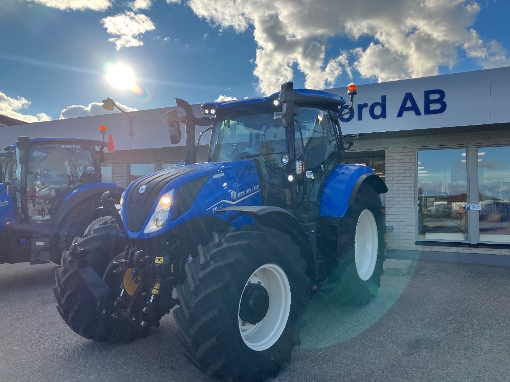 New Holland T6.180 AC Frontlyft&PTO - Traktorer - Lantbruk - Traktor Nord
