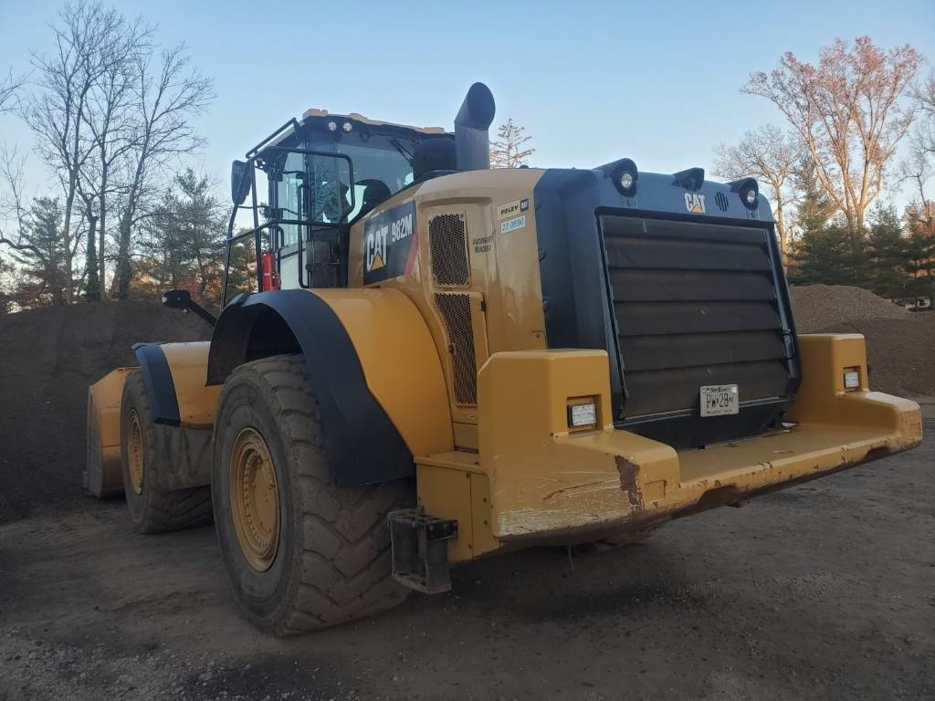 CAT 982 M