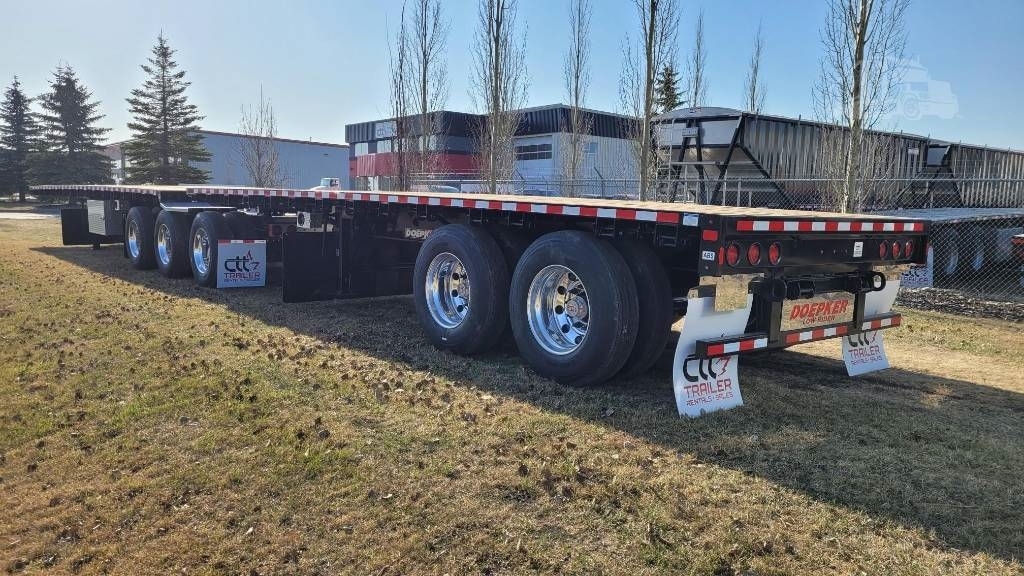 Doepker Super B Flat/Highboy/Flat Deck Trailer