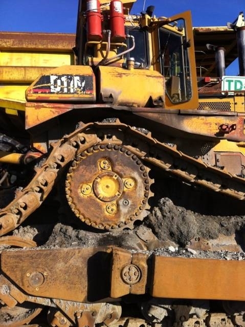 CAT D 11 N