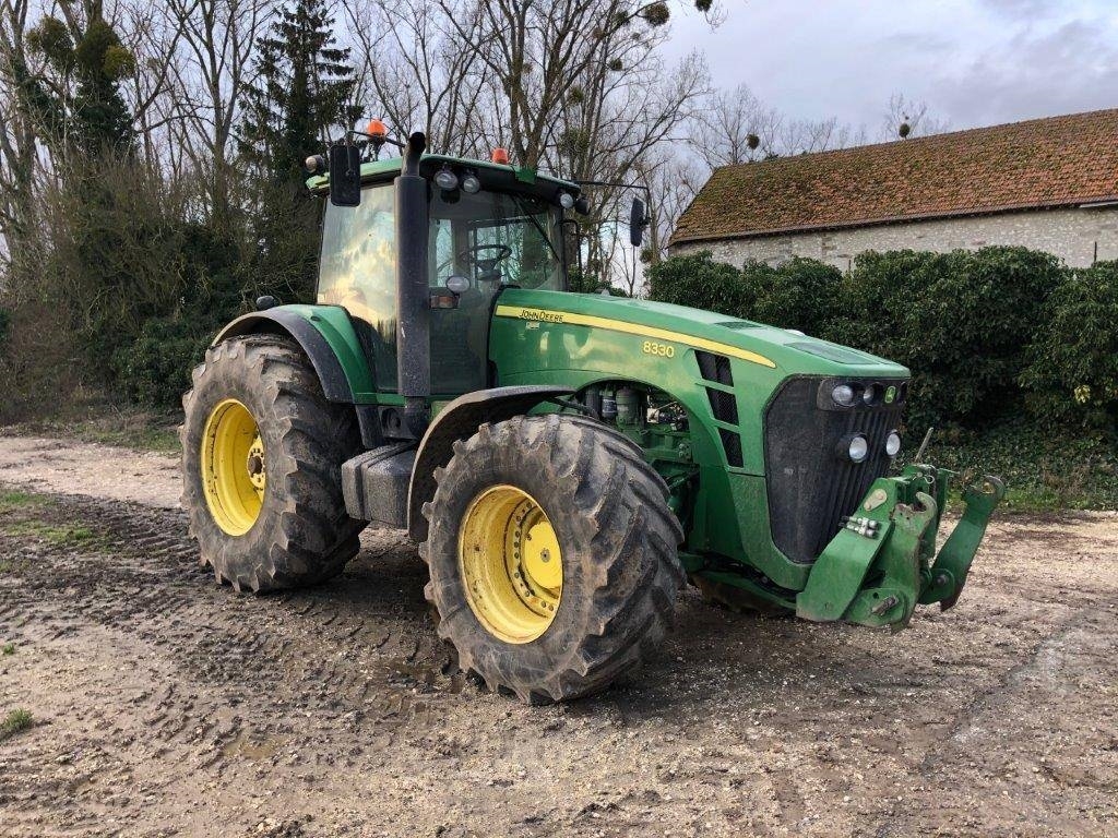 John Deere 8330 PowerShift - Tracteur - Agricole - Thommen-Schwall