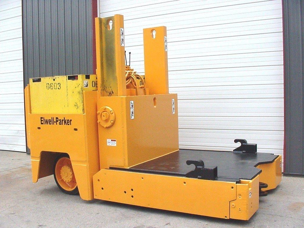 Elwell-Parker Flatbed Truck For Sale | Ritchie List