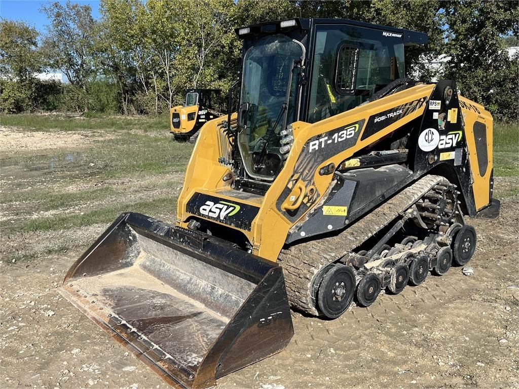 ASV POSI-TRACK RT135