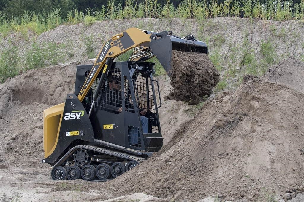 ASV POSI-TRACK RT40