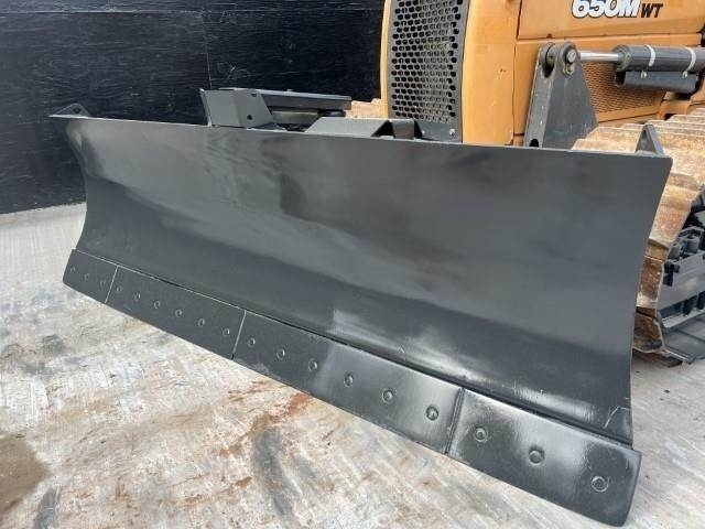 Case 650M WT