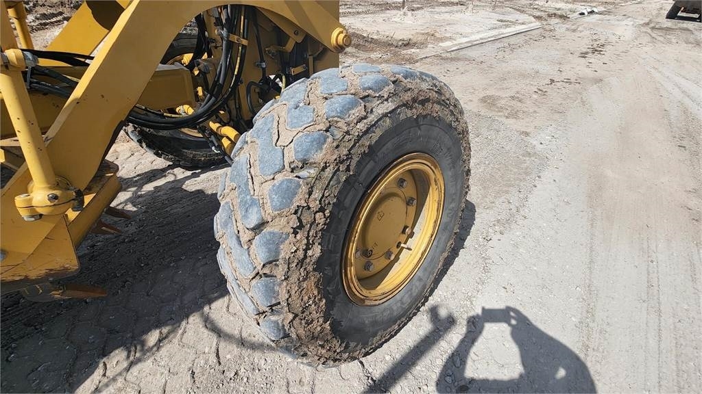 CAT 120M2 AWD VHP PLUS