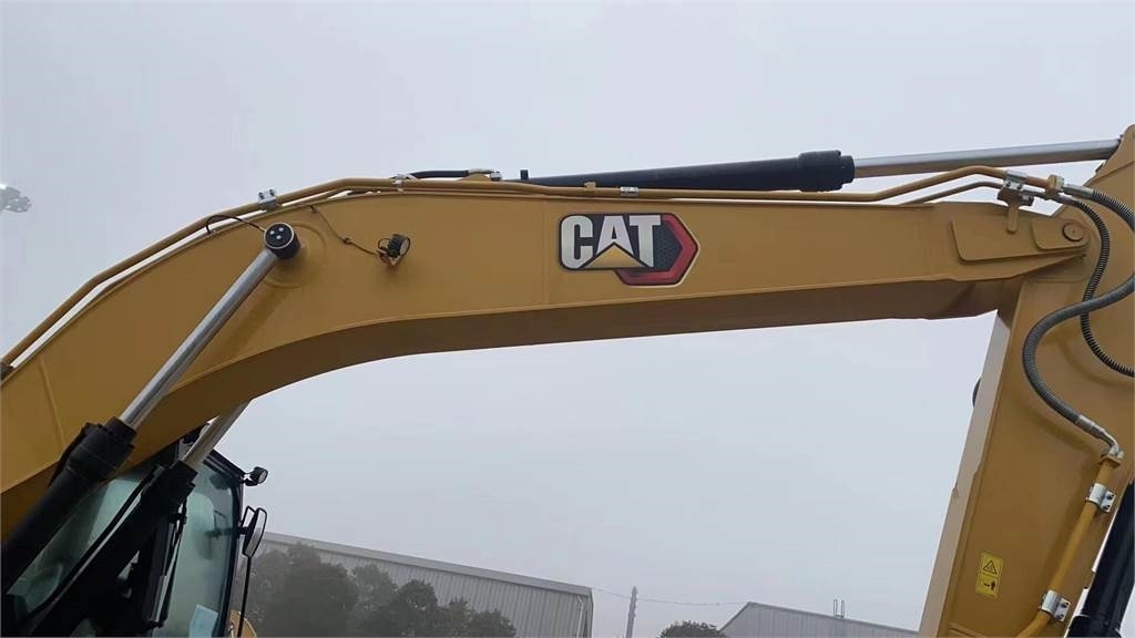 CAT 320
