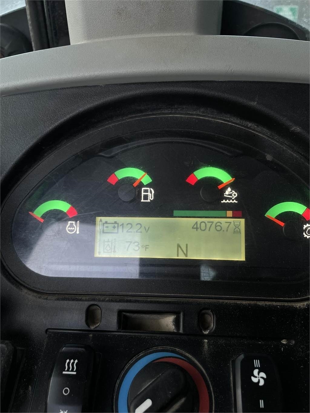 CAT 420F2 IT