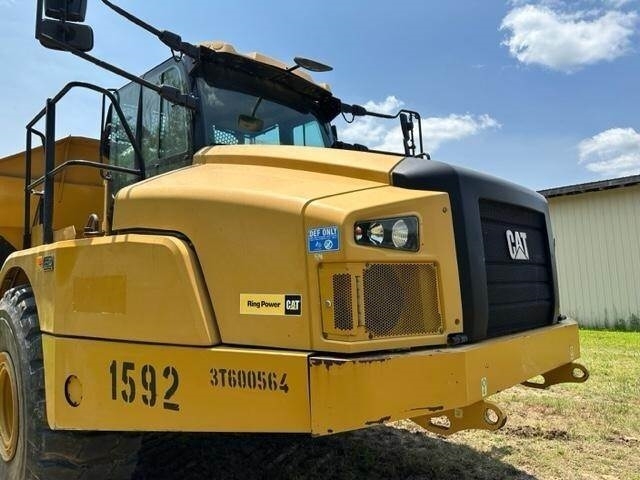 CAT 745