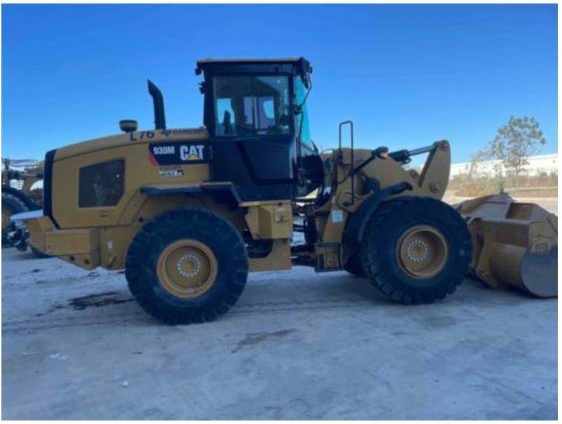 CAT 930M