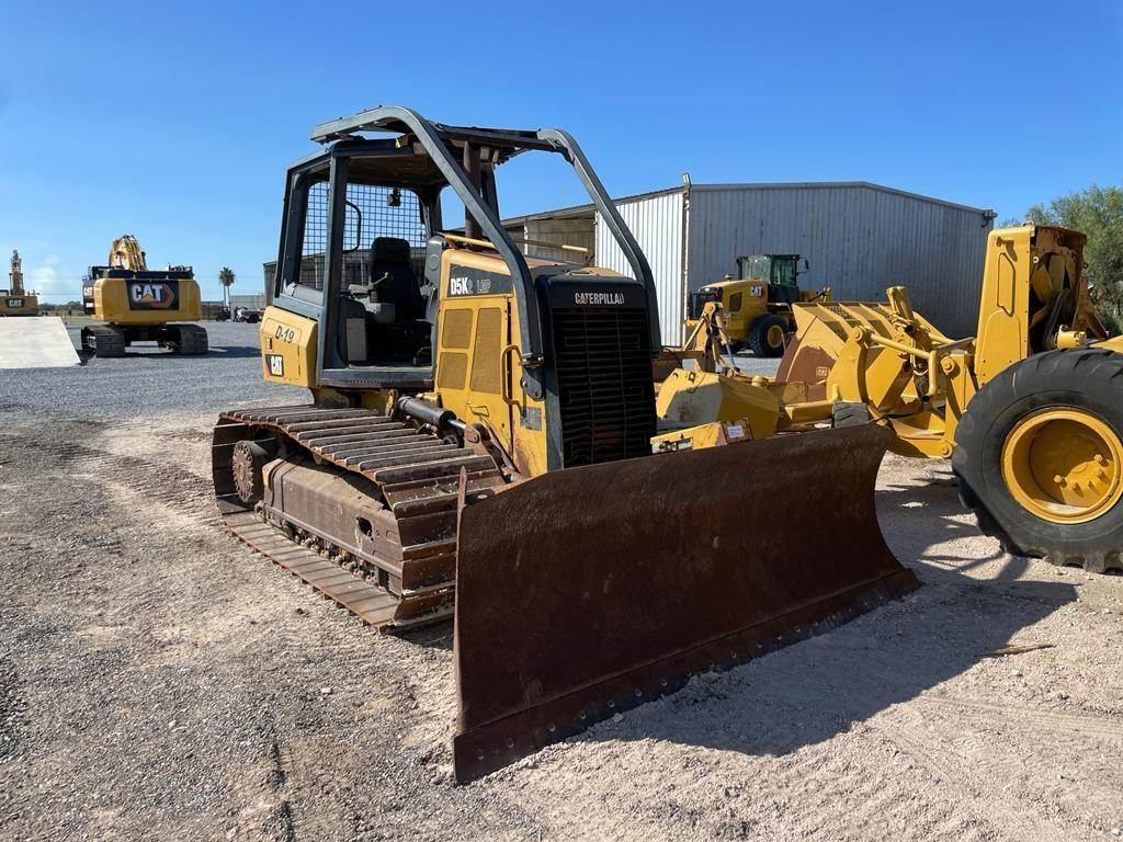 CAT D5K2 LGP