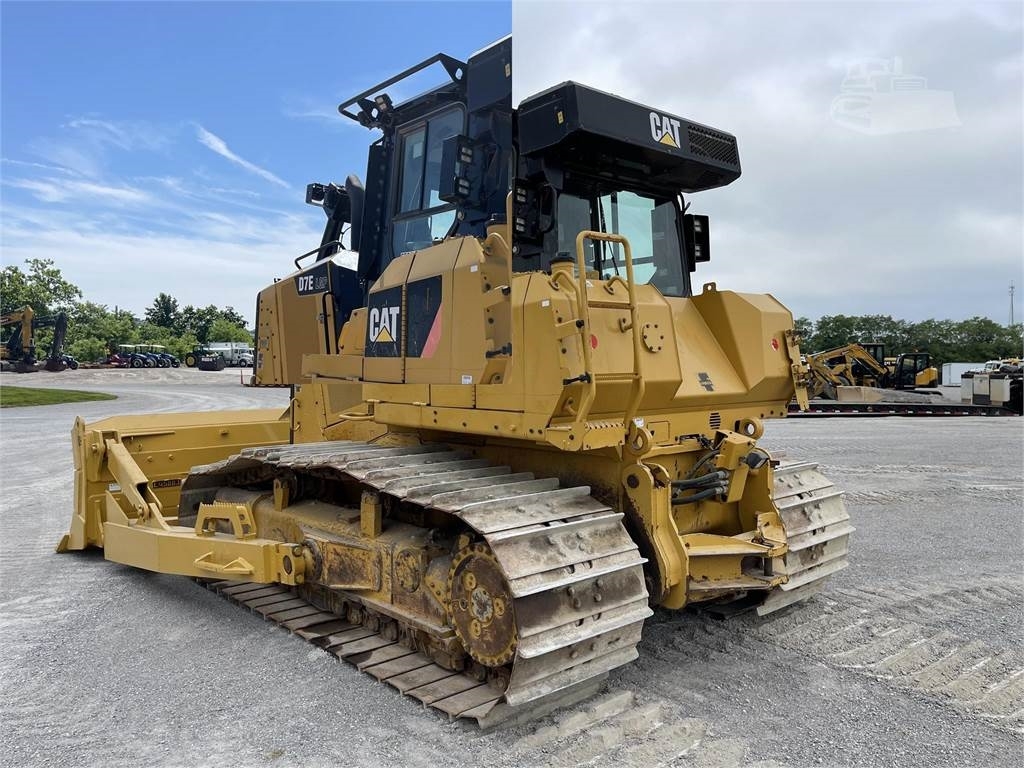 CAT D7E LGP