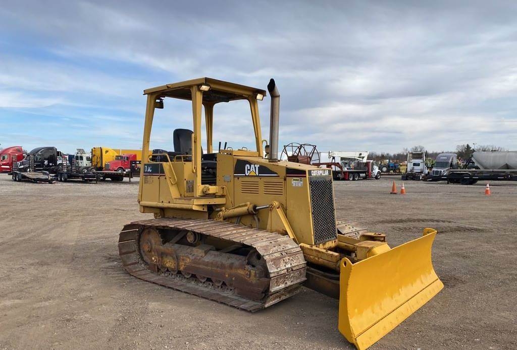 Caterpillar D3C LGP