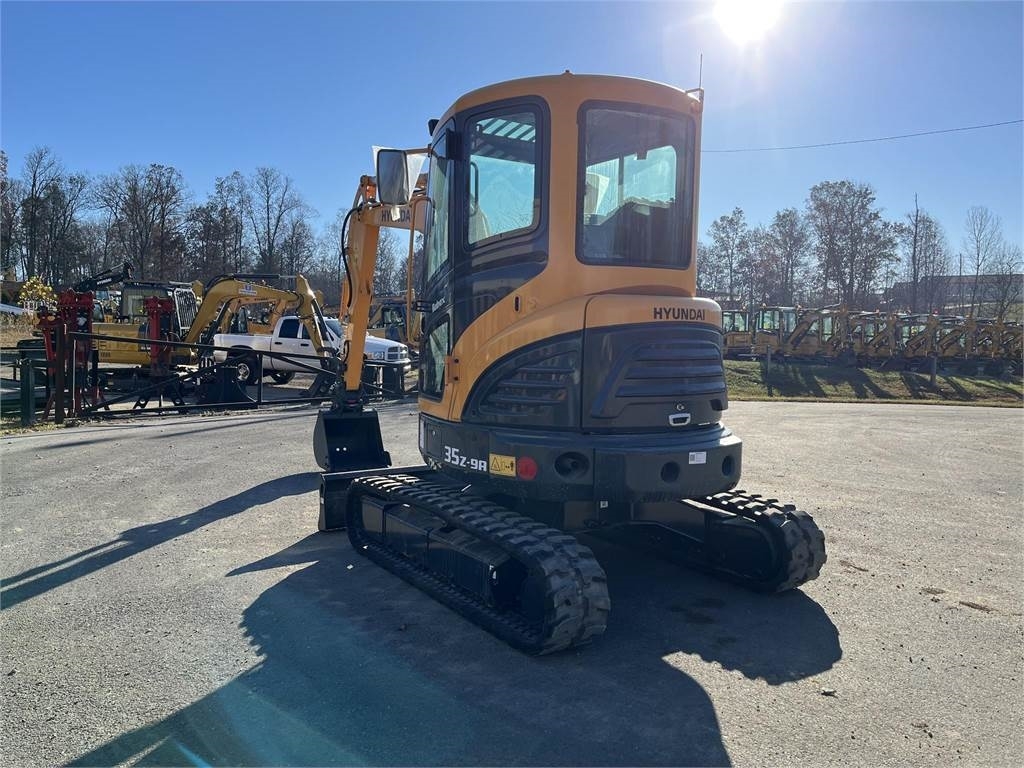 Hyundai ROBEX 35Z-9A