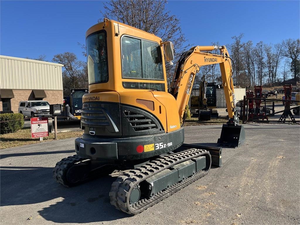Hyundai ROBEX 35Z-9A