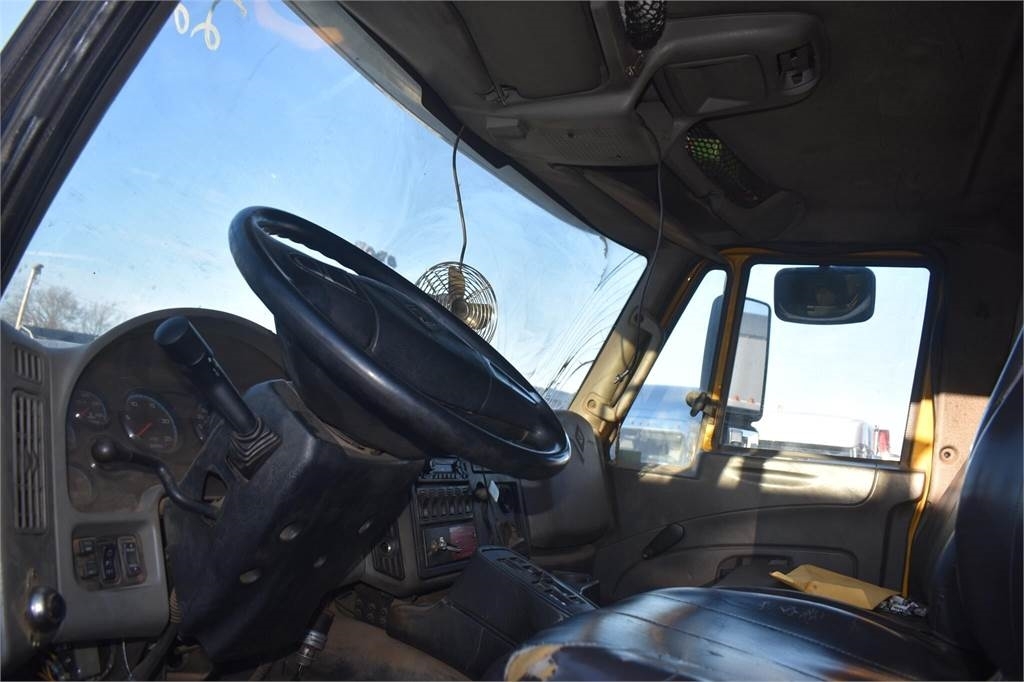 International WORKSTAR 7600