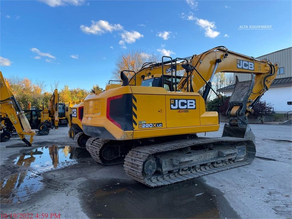 JCB 220X