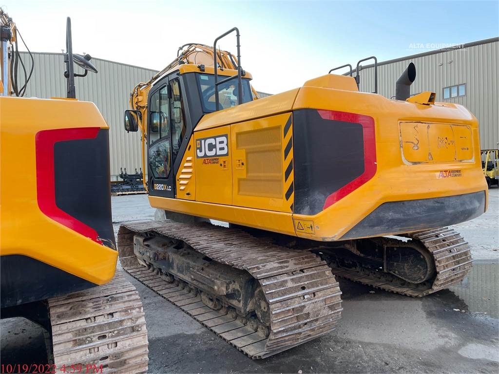 JCB 220X