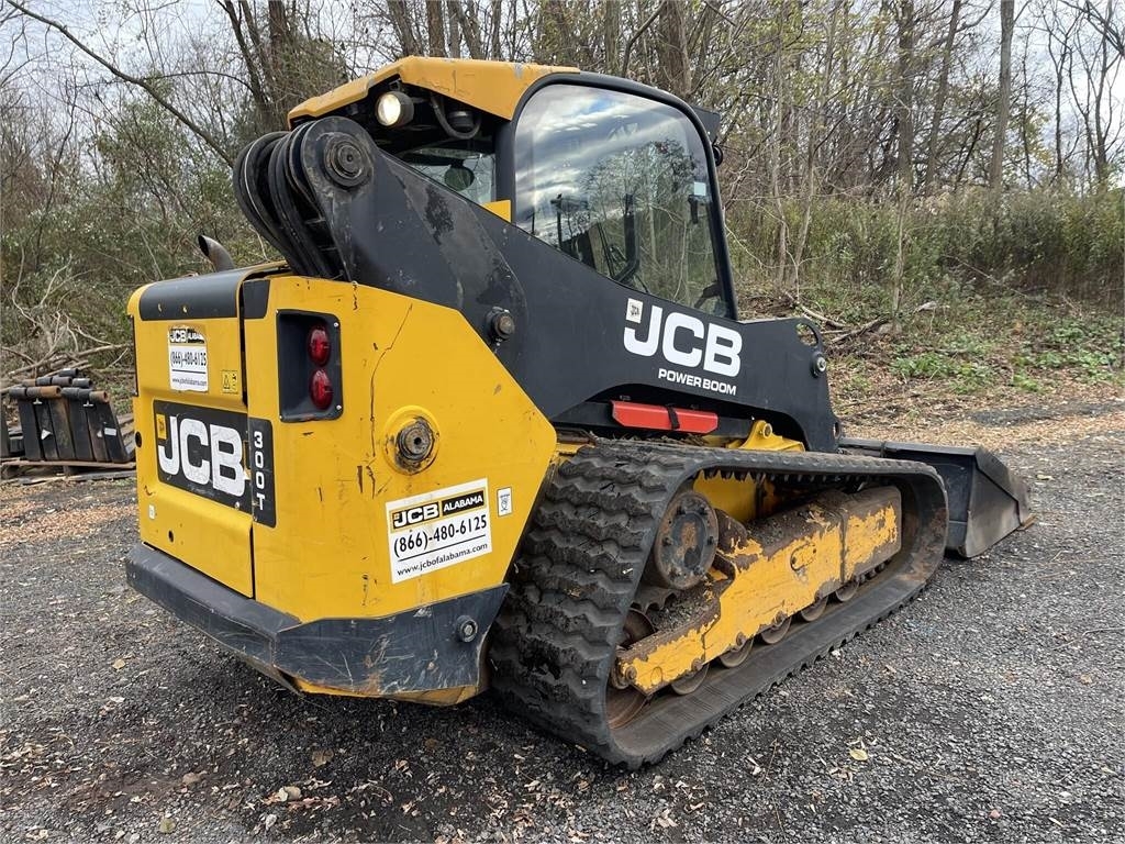 JCB 300T