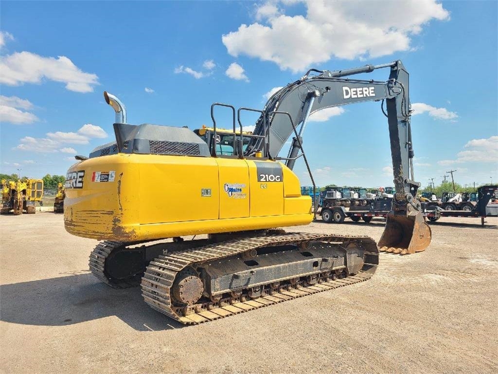 John Deere 210G LC