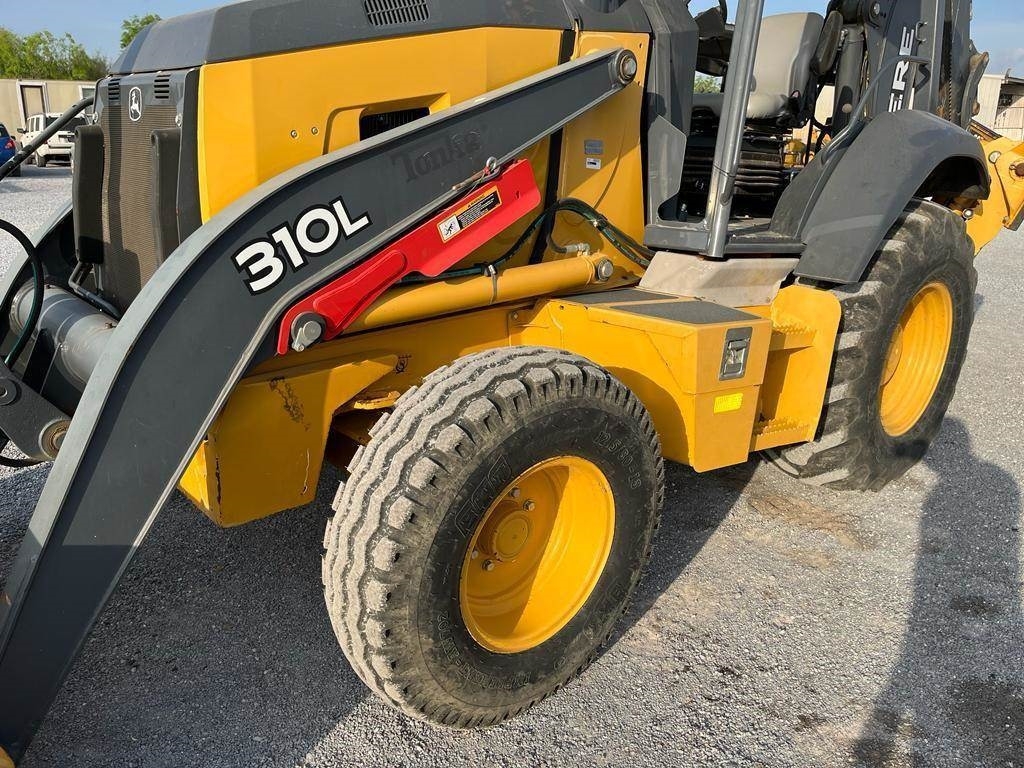 John Deere 310L