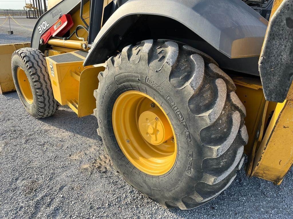 John Deere 310L