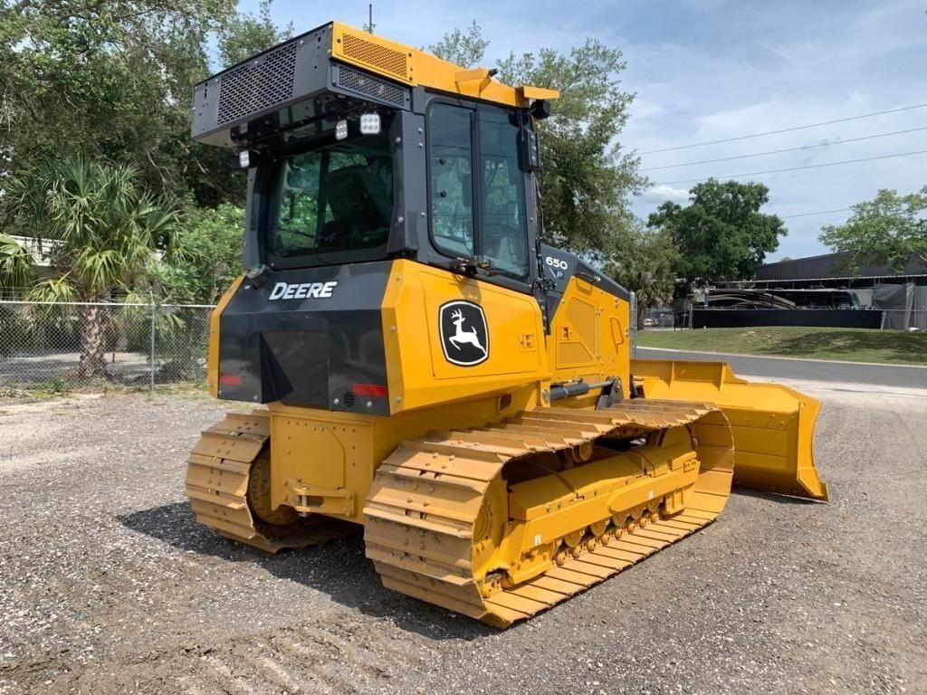 John Deere 650P LGP